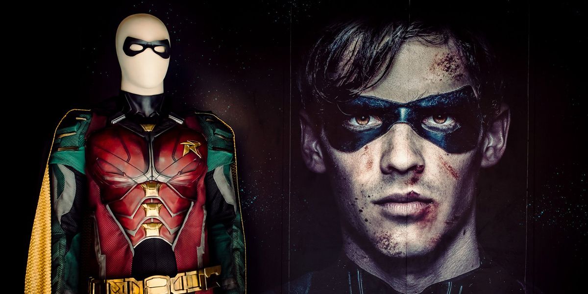 Best Look At DC's Titans TV Cast From SDCC 2018 | CBR