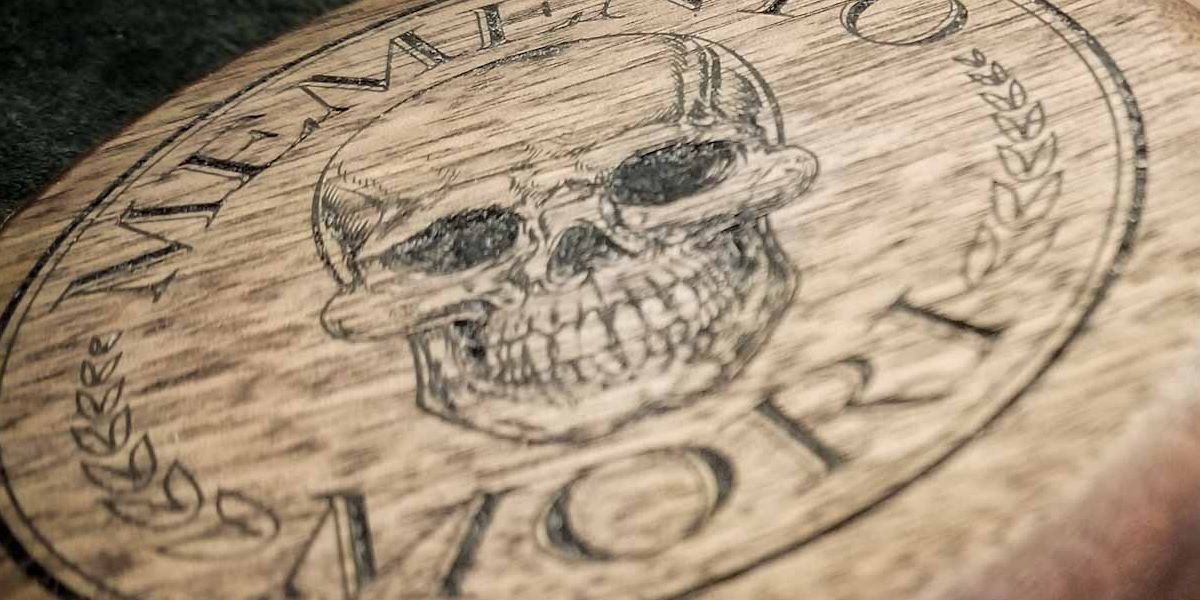 Real Bone D20 Lends Genuine Human Mortality to Your Game | CBR