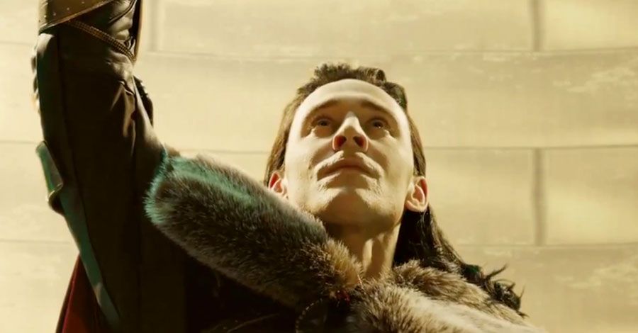 WATCH: Loki Rules Asgard, Wields Mjolnir in "Thor: The Dark World ...